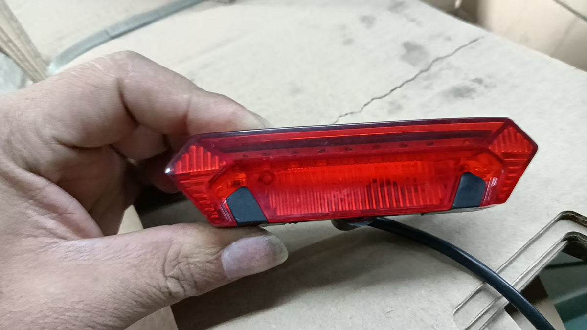 E-Scooter tail light for X5 – TODIMART